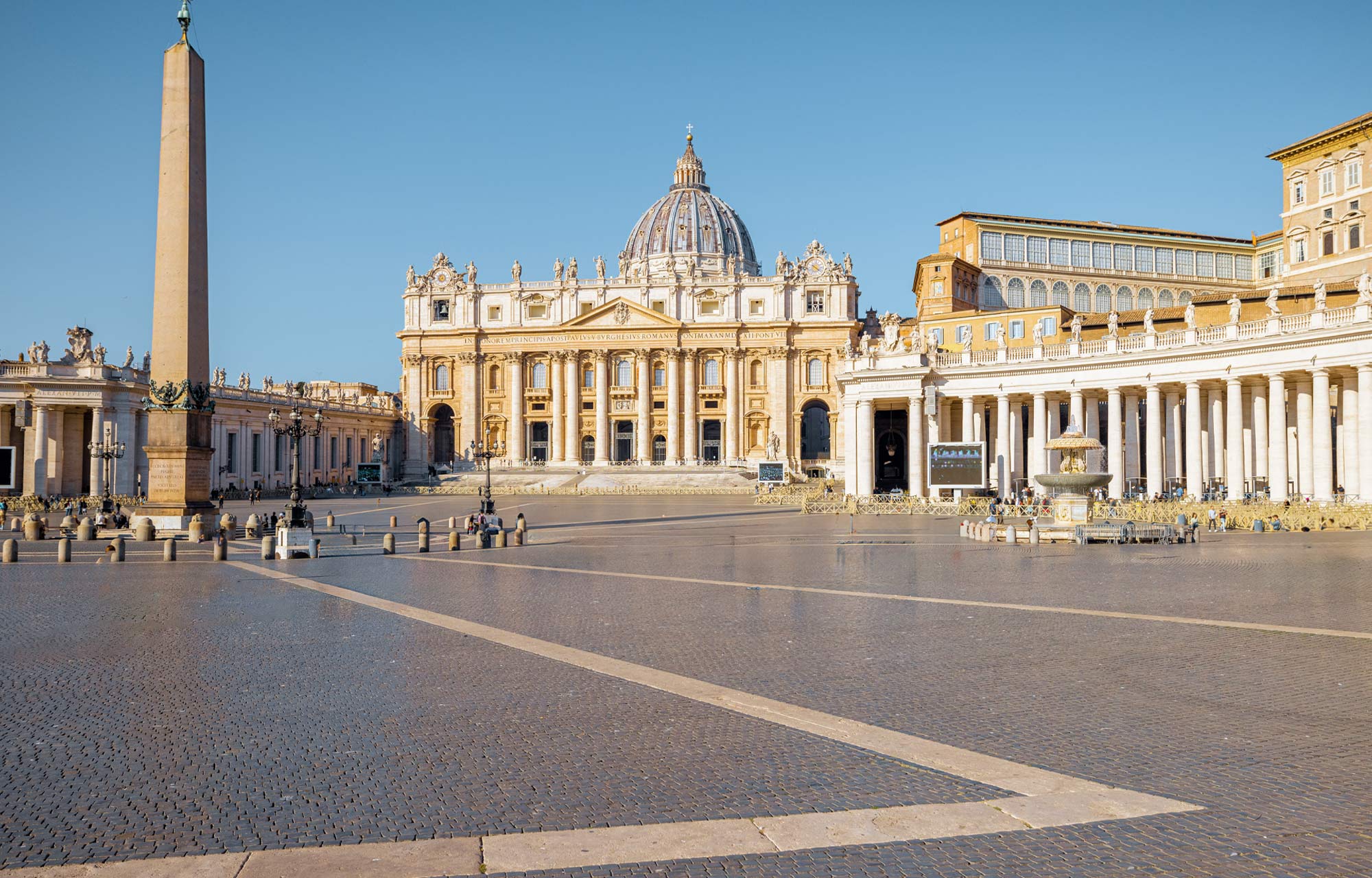 Visit St. Peter's Square: The Heart of Catholic Faith & Pilgrimage ...