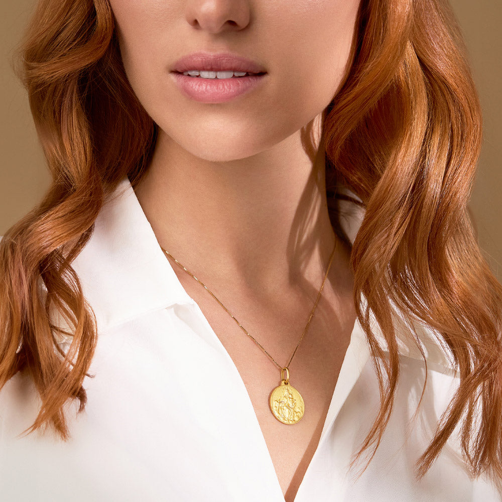 Gold Saint Medals from The Vatican | MONDO CATTOLICO